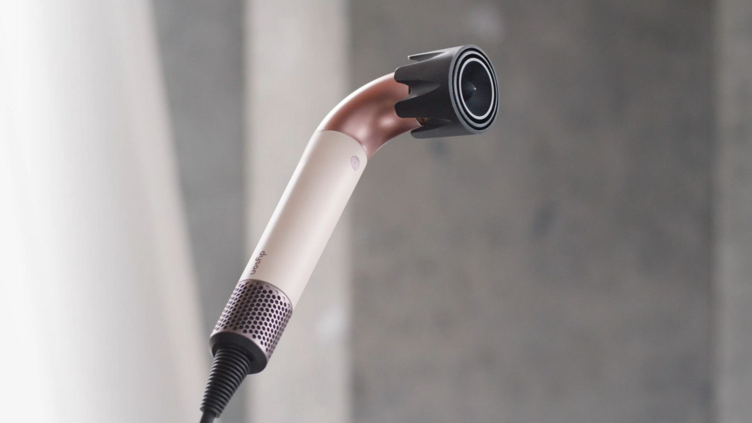 Dyson Supersonic r™ヘアドライヤー セラミックパティーナ／トパーズ (HD17 CPATO)