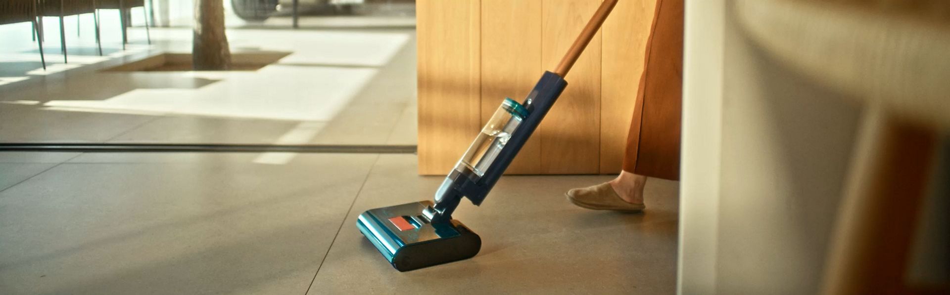 Uređaj za čišćenje tvrdih podova Clean+Wash Hygiene | Higijensko rješenje